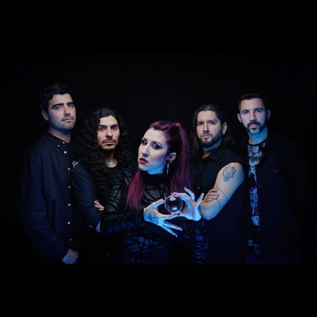 NUEVO VIDEO DE BORN IN EXILE - TravelMetal